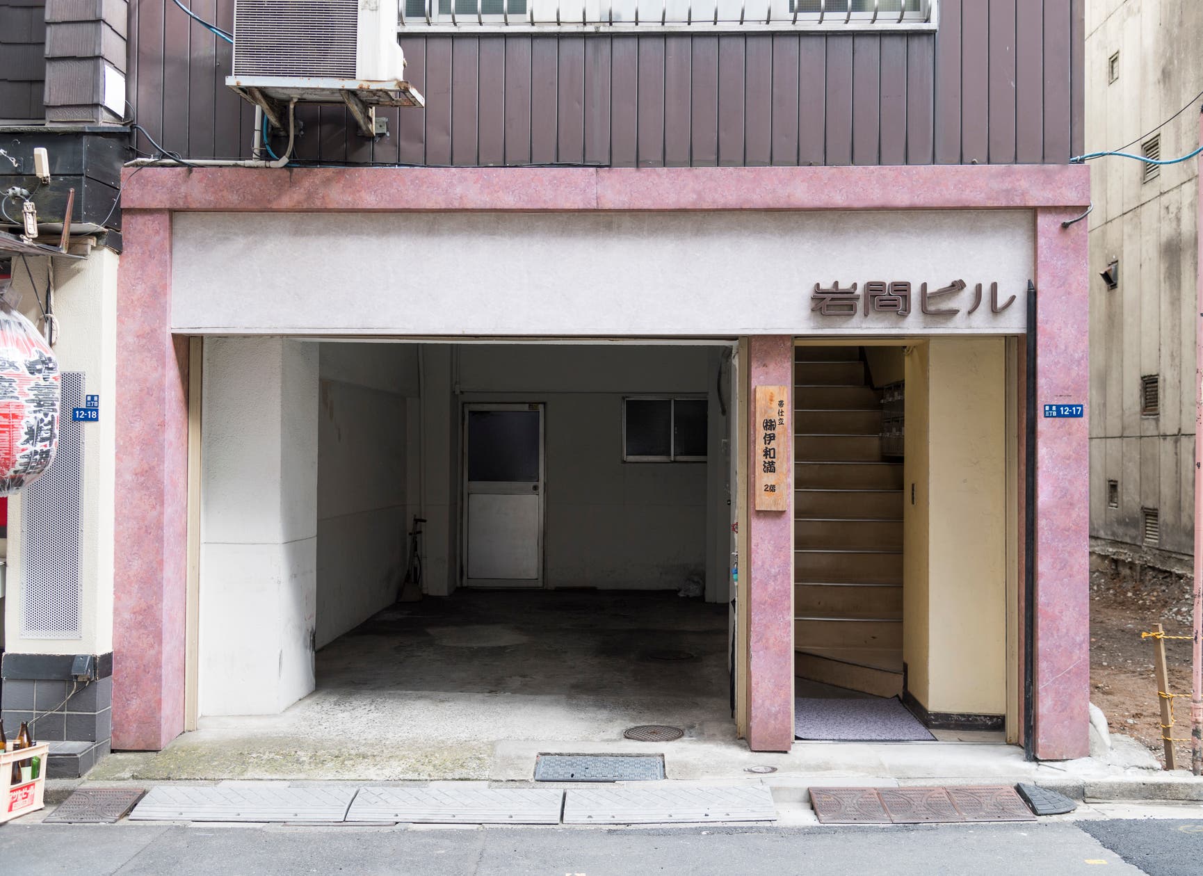 【銀座・東銀座の穴場なスタジオ！】銀座駅５分・東銀座駅２分／白壁／無料機材／スタジオ貸切／小規模撮影の写真7