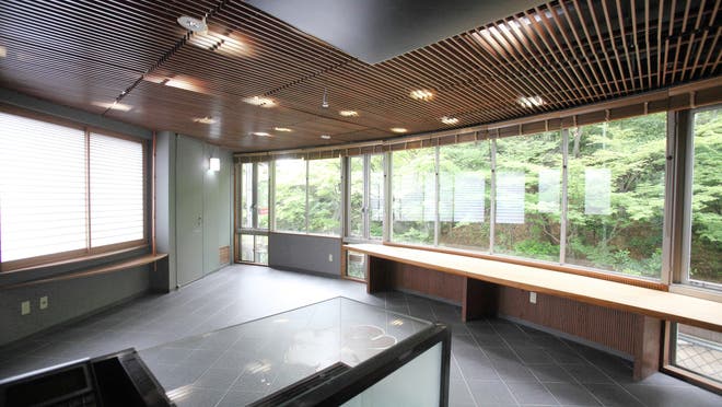 個展・展示会・教室に最適な、雰囲気抜群の三階建て物件です。一階には駐車場、二階はスペースとして、三階に控室としてご利用可。の写真6