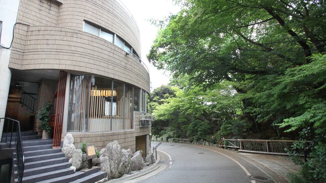 個展・展示会・教室に最適な、雰囲気抜群の三階建て物件です。一階には駐車場、二階はスペースとして、三階に控室としてご利用可。の写真8