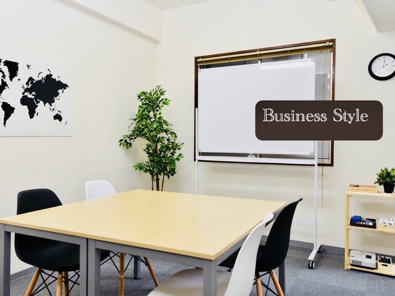 〈エキチカ会議室ナチュラル〉名古屋駅徒歩２分/明るく快適な空間/プロジェクター無料/14名収容の写真5