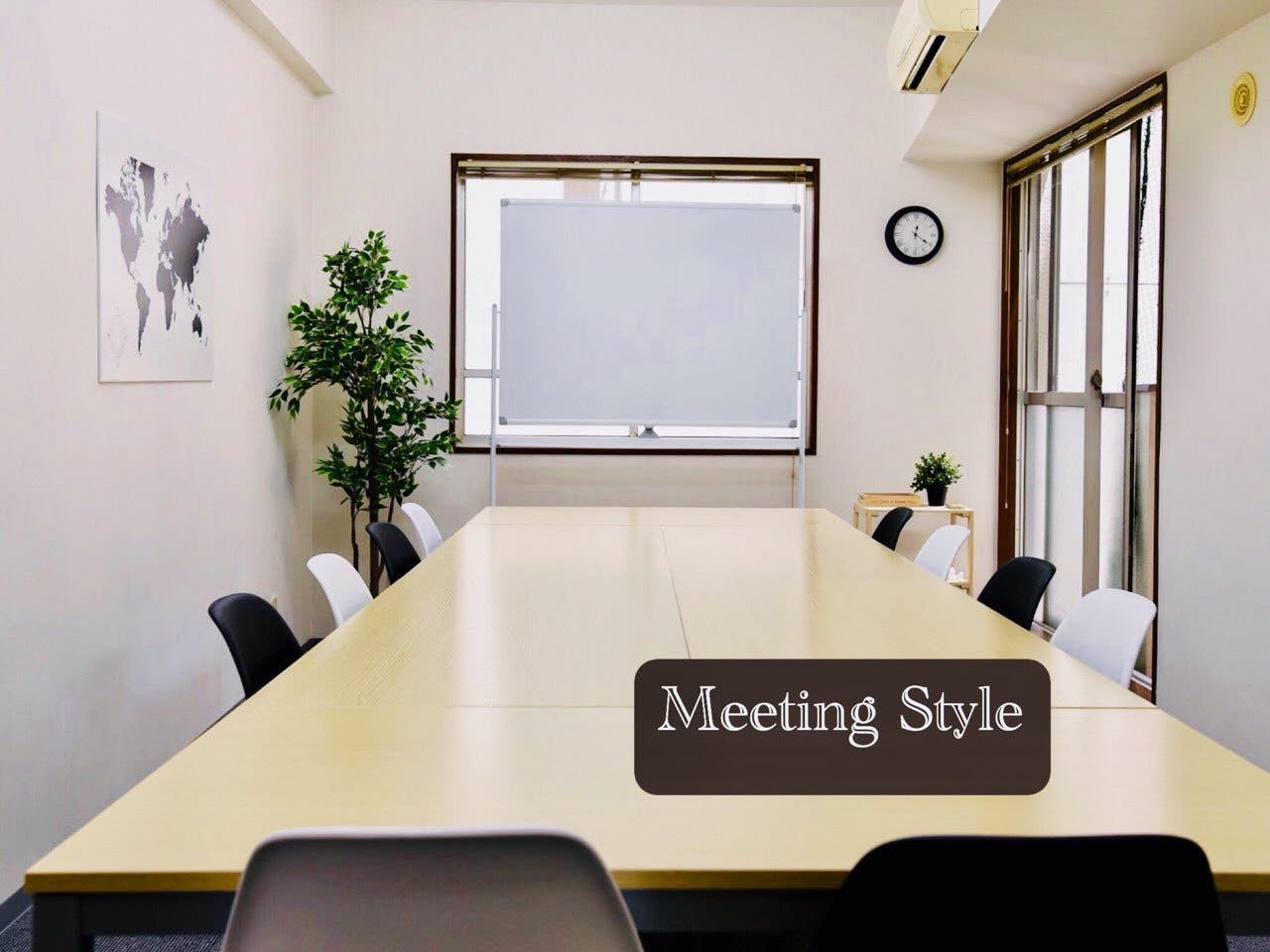 〈エキチカ会議室ナチュラル〉名古屋駅徒歩２分/明るく快適な空間/プロジェクター無料/14名収容の写真2