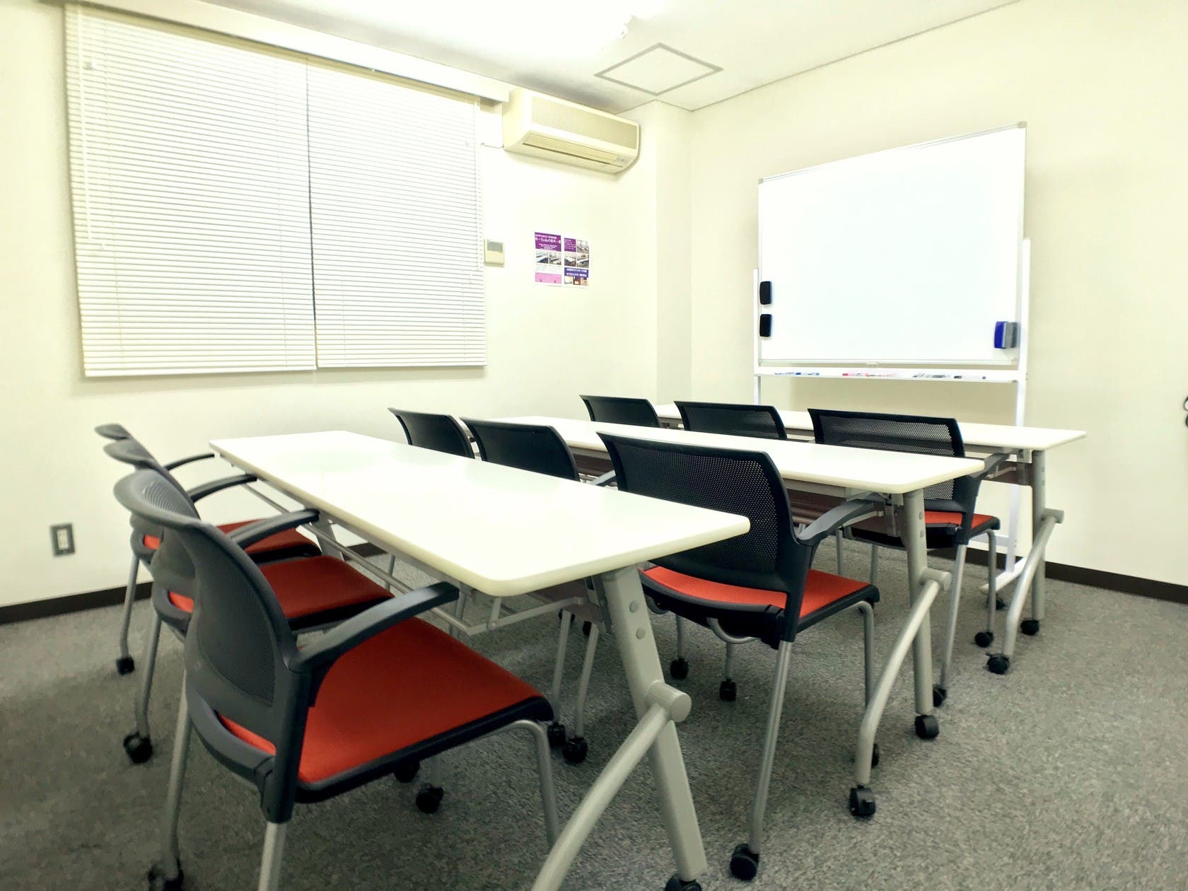 【平日AM 1H500円】少人数の会議や面談、商談に！本町駅4分「みーてぃんぐすぺーす本町」の写真8