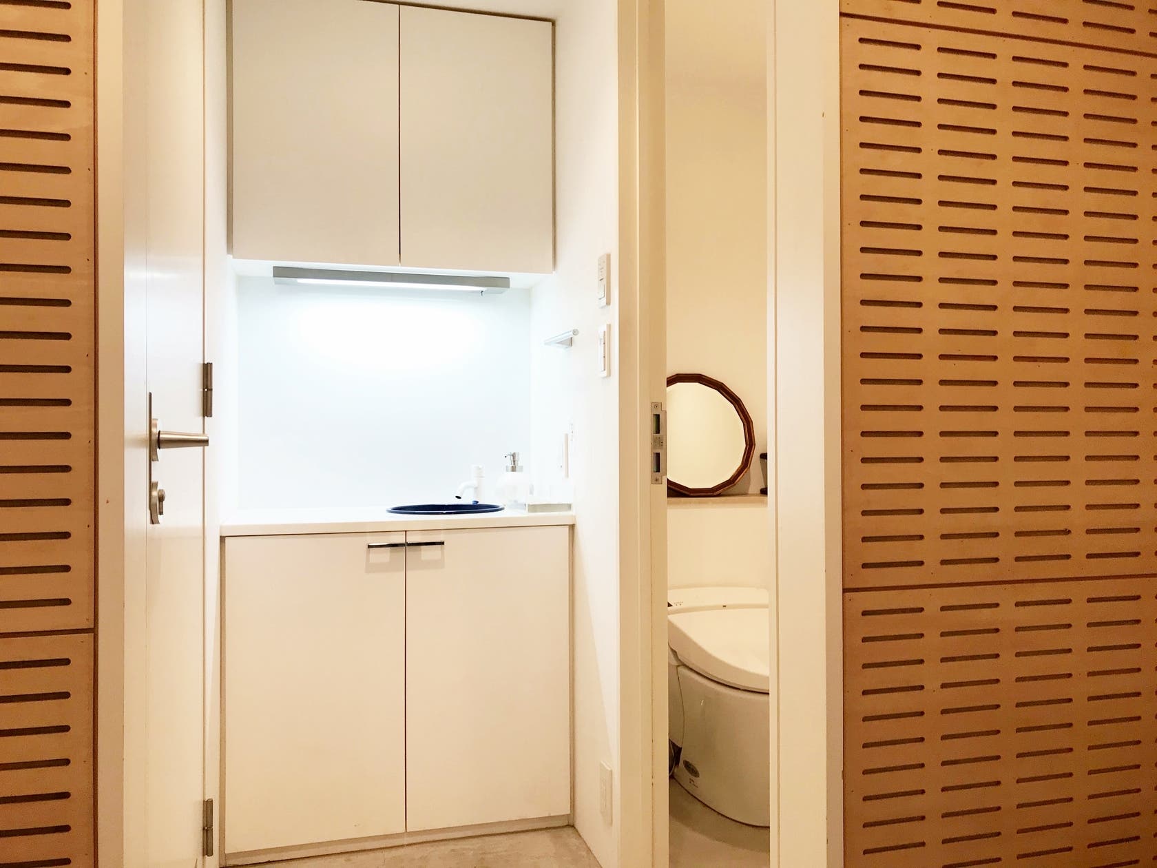 ［代官山6分/駐車1台可］自然光の入る地下1階・グランドピアノのある隠れ家的スペース。撮影・会議・楽器練習・パーティー等の写真14