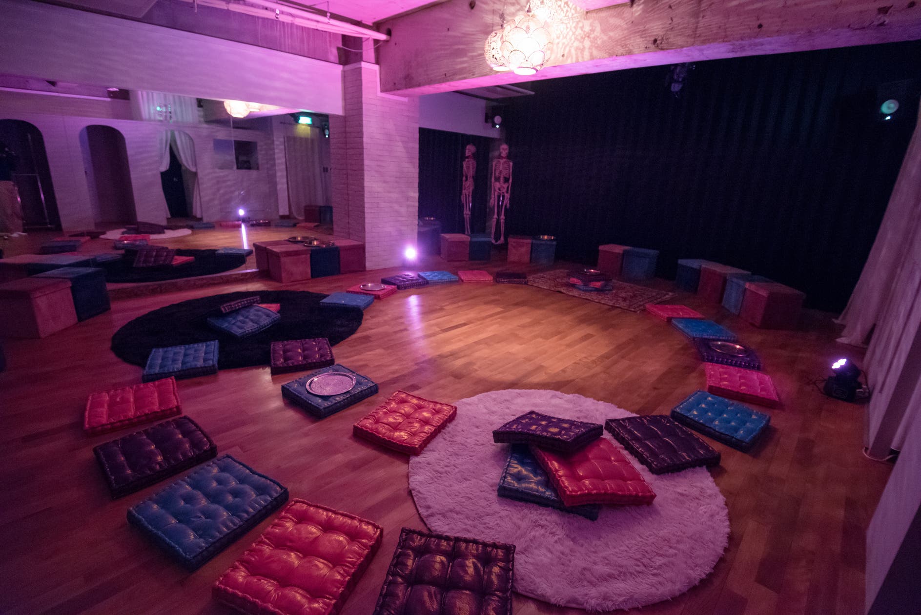 駅近！こだわりの音響&桜の床でヨガやダンス！講習会、会議！さらに週末はイベント利用も！！！の写真10