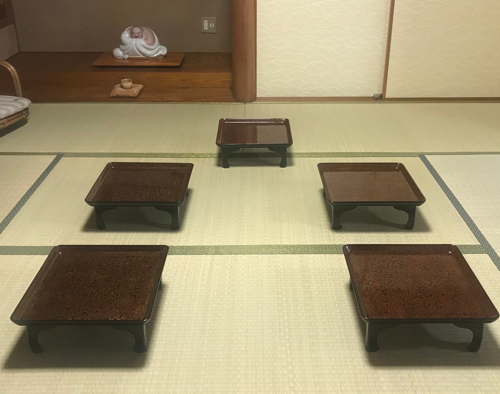 漆塗り座卓（一人用）の画像1