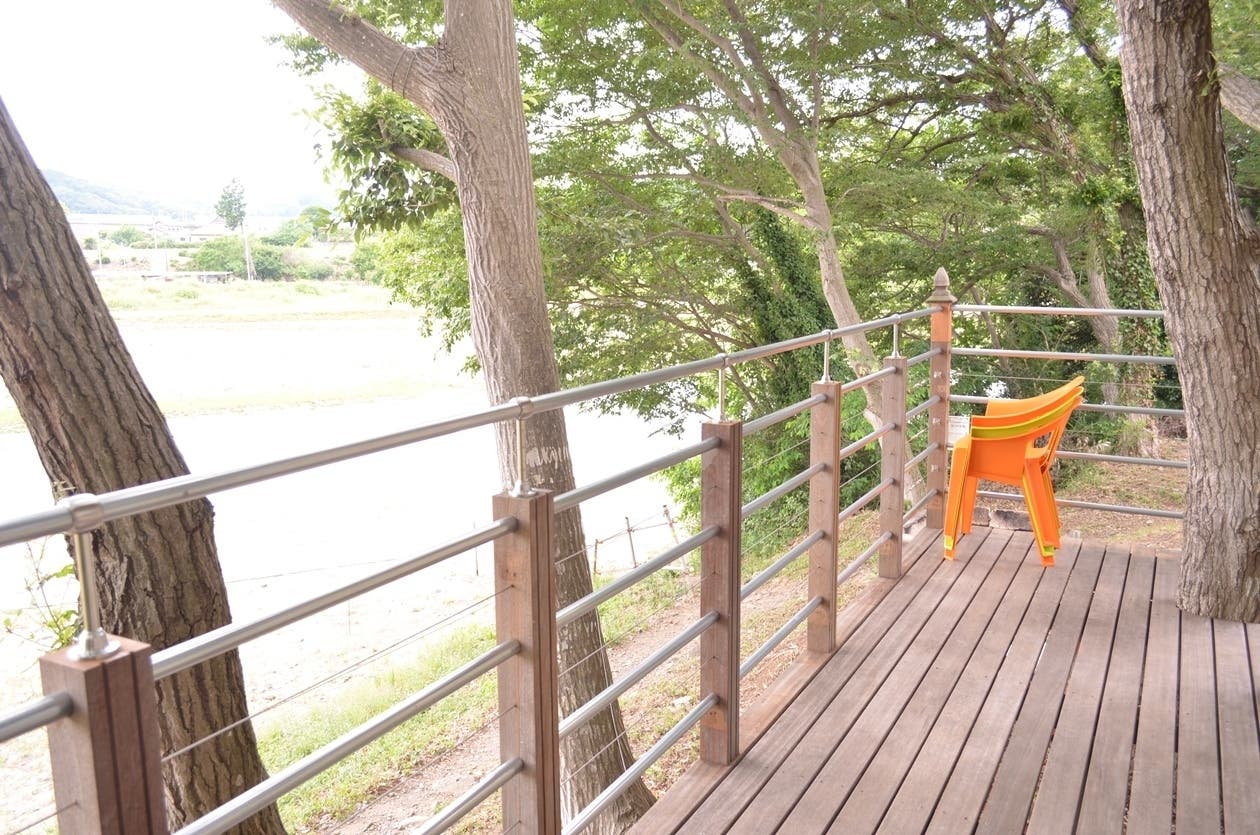 リバーサイドに建つ森の中の一軒家。パーティー、バーベキュー、グランピング、女子会、ママ会、演奏、撮影、イベント等様々な用途に！！の写真9