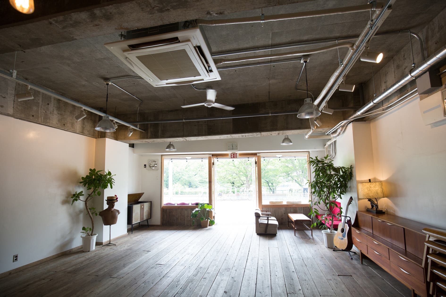 【大阪•天満橋 徒歩5分】川沿いに面した1階のスペース！ロケーション抜群！撮影やイベント利用などに！の写真5