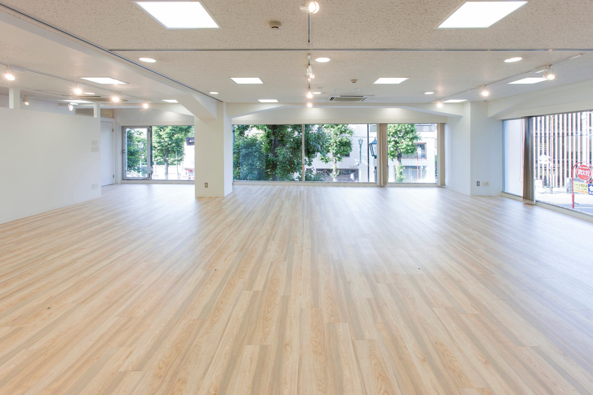 【外苑前・表参道】駅近5分・キッチン設備充実・自然光が入る開放的なスペースの写真8