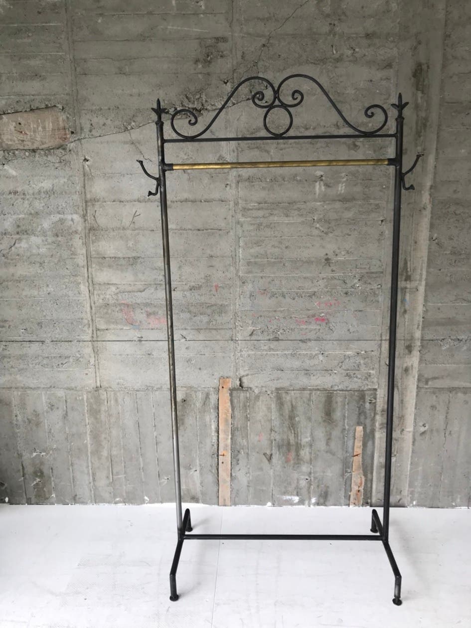 ★元町駅徒歩５分★築６0年のビルをリノベーション。自然光が多く入り撮影にも最適！！の写真13