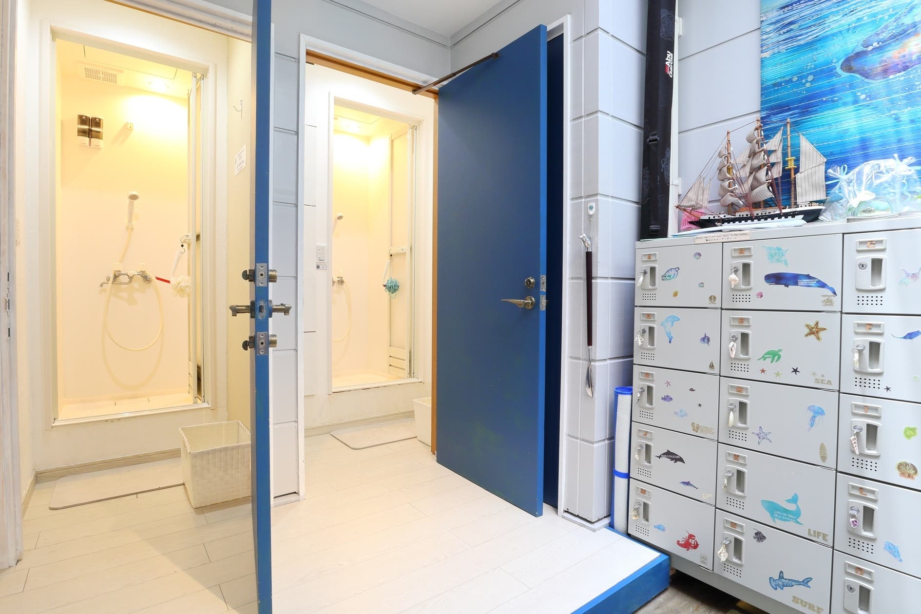 ＋ シャワールームの画像1