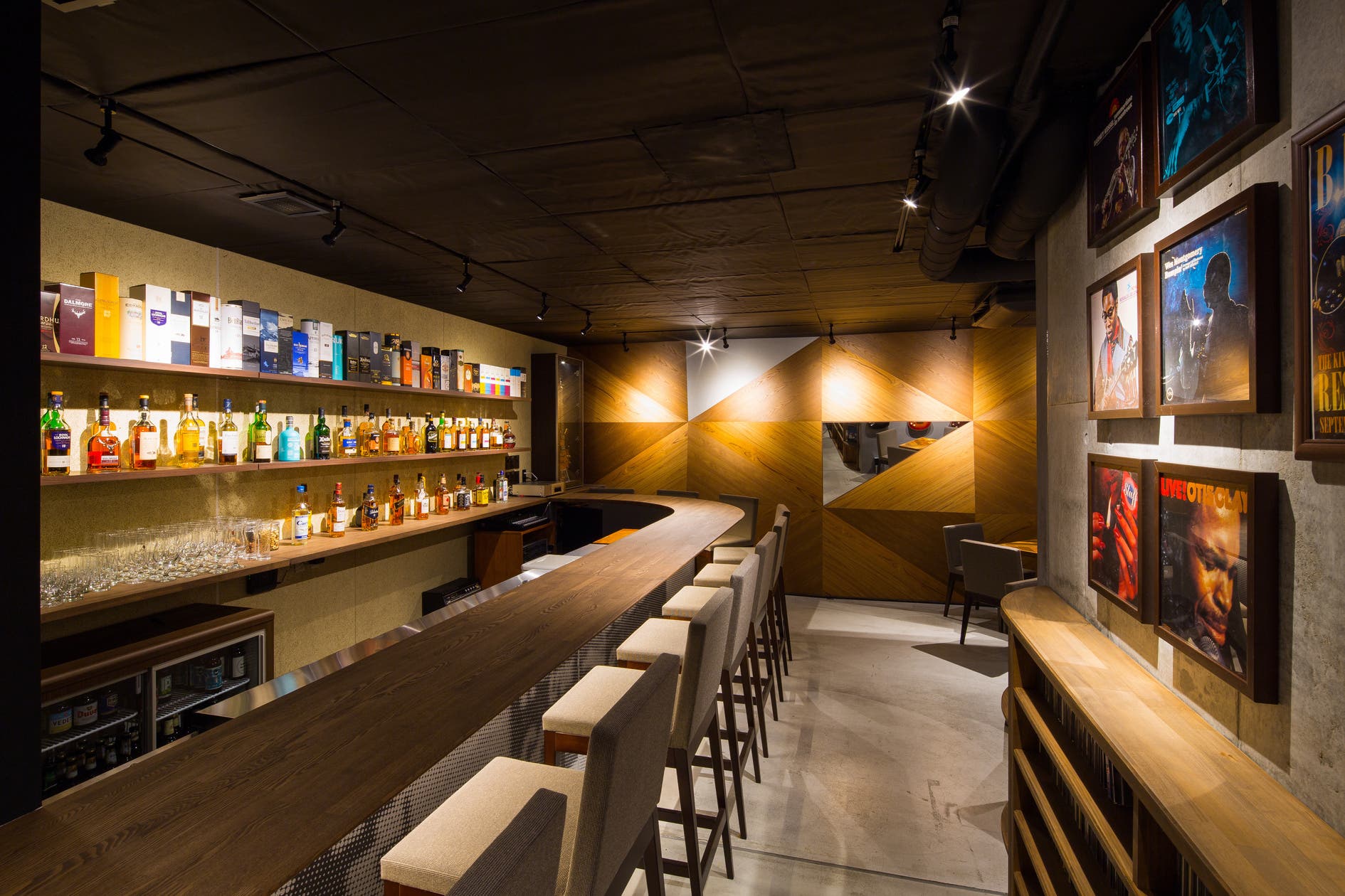 完全防音！貸切ライブ、パーティーなど多目的にお使いください。の写真3