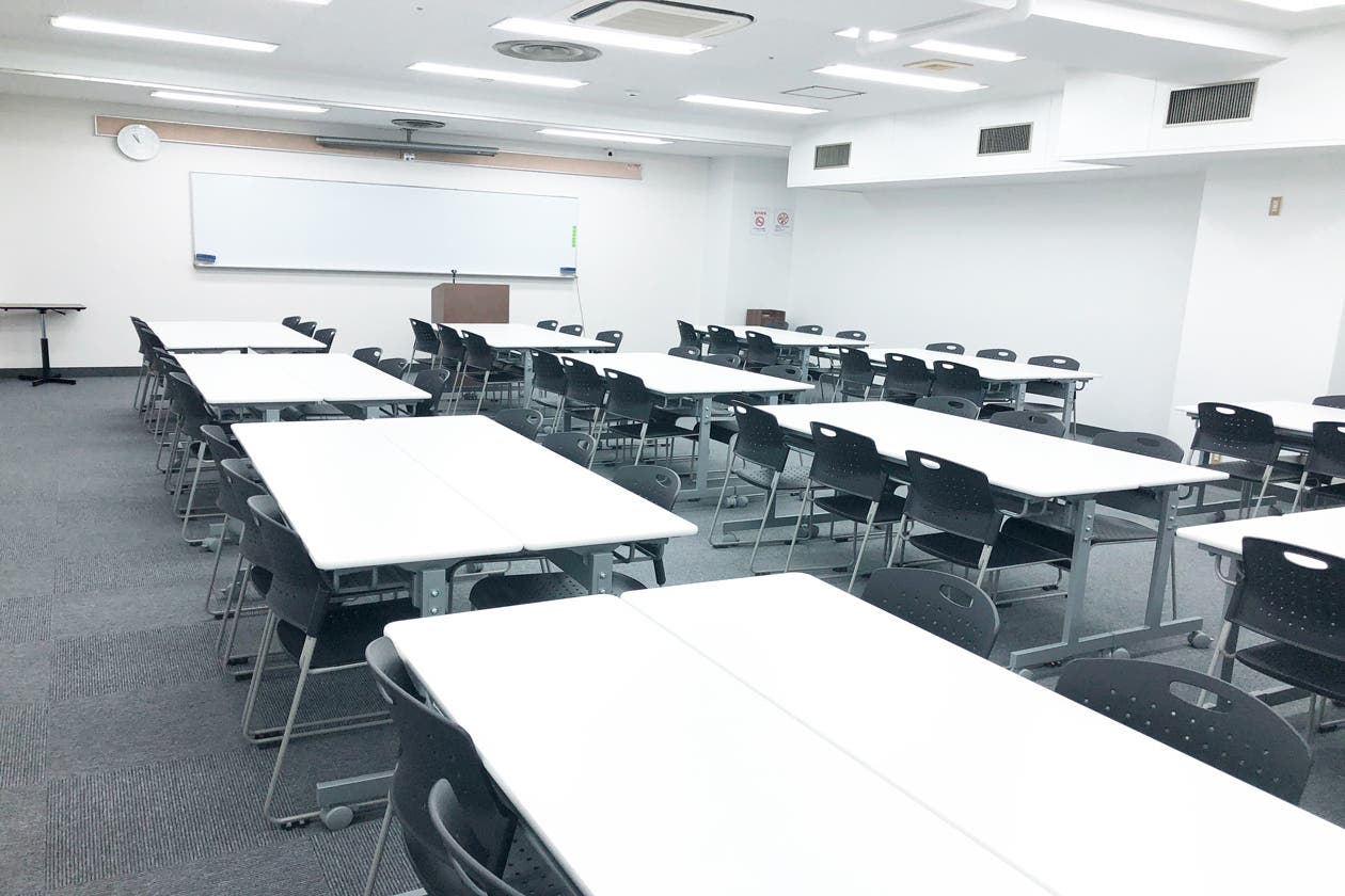 大阪 梅田 東梅田 駅近 徒歩6分 80名収容格安レンタルスペース貸会議室の写真4