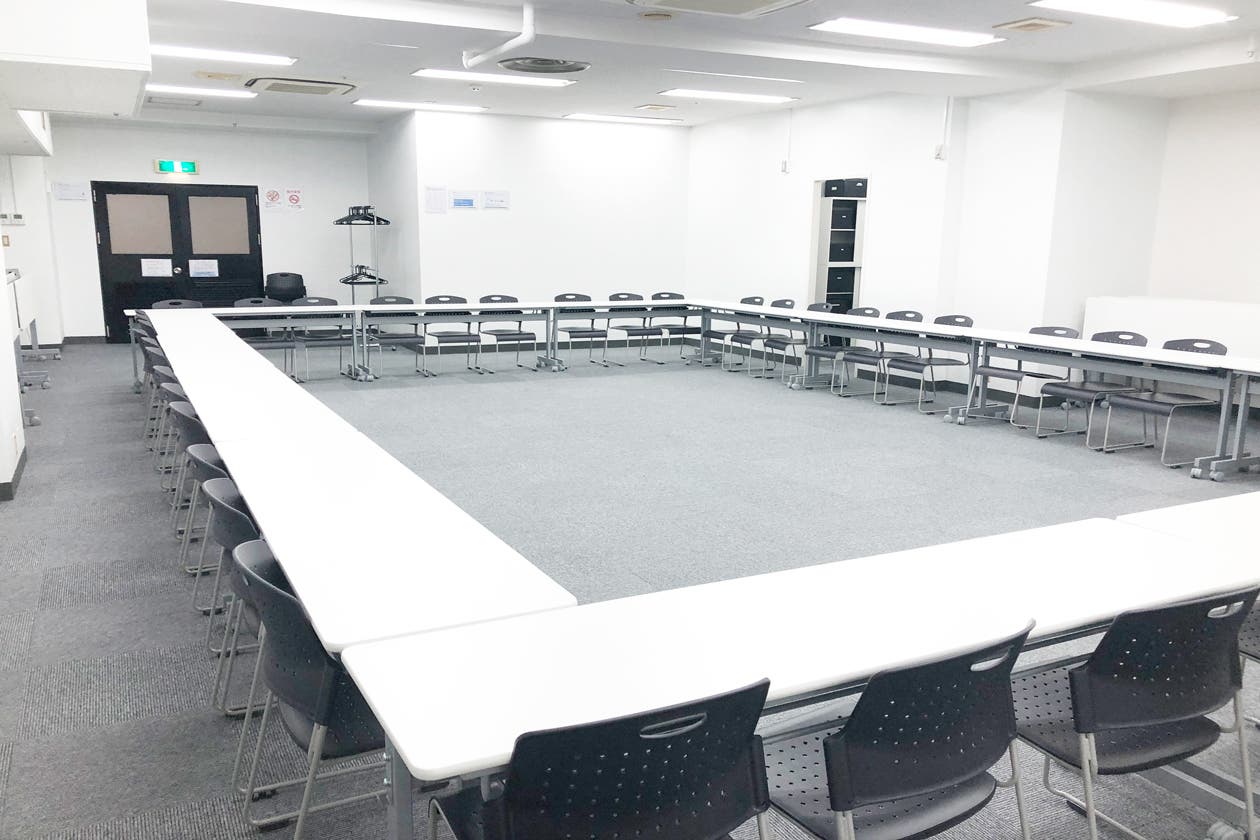 大阪 梅田 東梅田 駅近 徒歩6分 80名収容格安レンタルスペース貸会議室の写真8