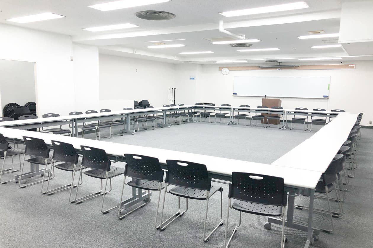 大阪 梅田 東梅田 駅近 徒歩6分 80名収容格安レンタルスペース貸会議室の写真9