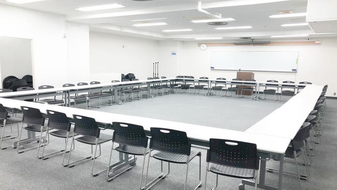 大阪 梅田 東梅田 駅近 徒歩6分 80名収容格安レンタルスペース貸会議室の写真9