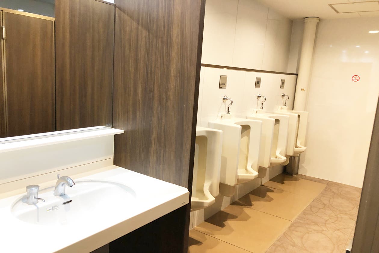 大阪 梅田 東梅田 駅近 徒歩6分 80名収容格安レンタルスペース貸会議室の写真13