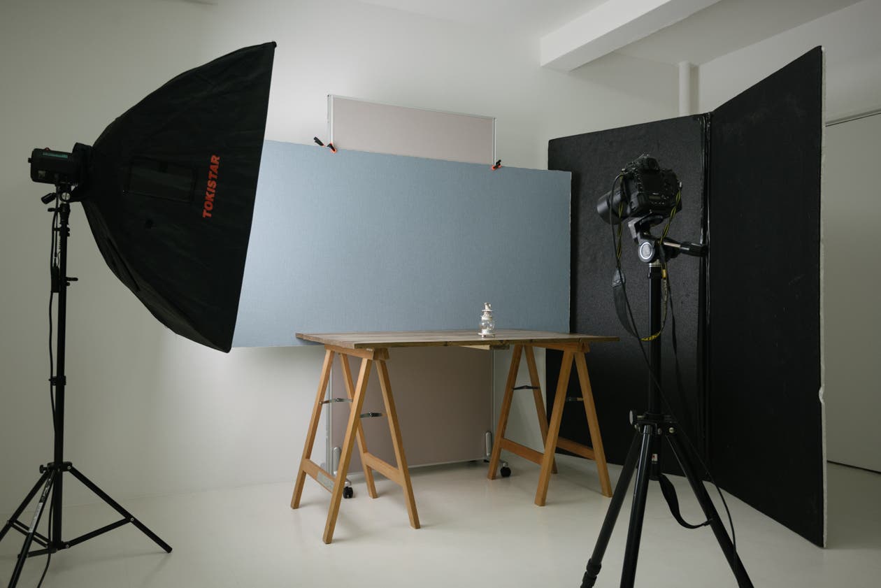 【銀座・東銀座の穴場なスタジオ！】銀座駅５分・東銀座駅２分／白壁／無料機材／スタジオ貸切／小規模撮影の写真10