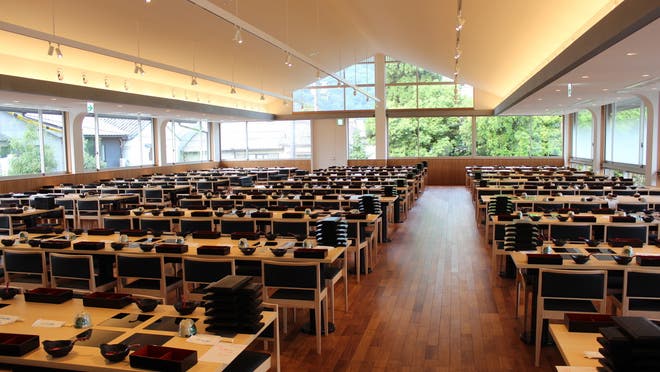 【京都嵐山・渡月橋が目の前!】会議に、パーティーに!324名収容の京都で最大級のスペースの写真1