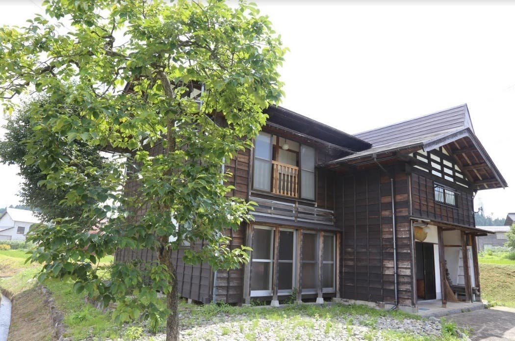 【KOMEHOME】囲炉裏のある古民家　畑や田んぼもに囲まれてBBQ　ワーケーションやリモートワークも利用もOKの写真16