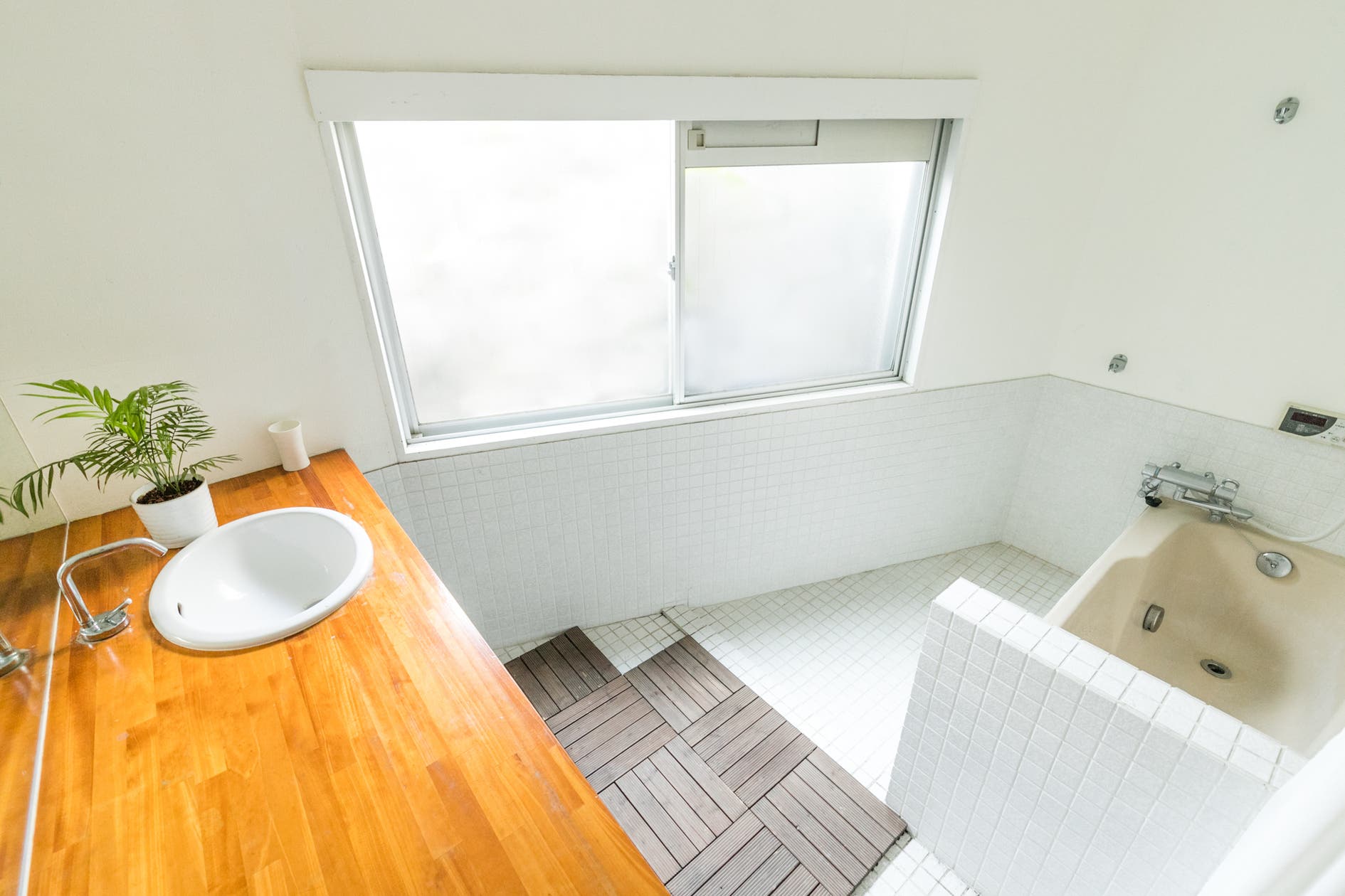 「撮影スタジオ」東新宿駅より徒歩5分 全身撮影OK 機材完備/ﾒｲｸﾙｰﾑ/ｷｯﾁﾝ/ﾊﾞｽﾙｰﾑの写真8