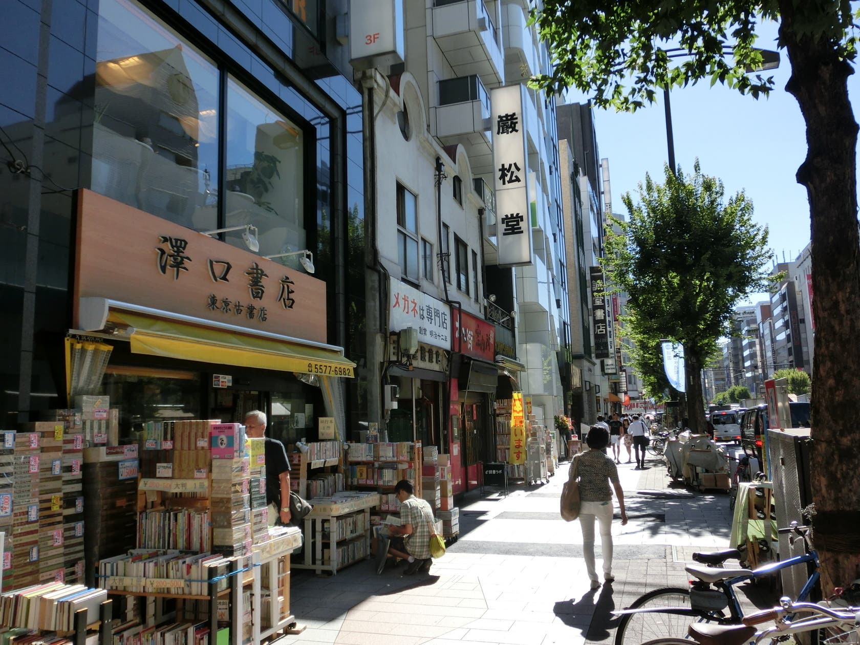 【神田カンファレンス・ルーム】セミナールーム１＋２、365㎡(100-120名)／懇親会やミーティングの写真6