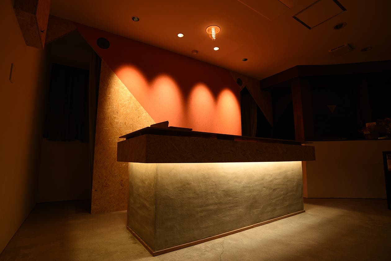 撮影・アパレル展示会・個展などのご利用に。50㎡超のデザイナーズスタジオの写真12