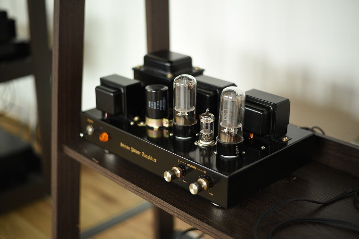 フローリングが気持ちいい広々したダンススタジオの写真6