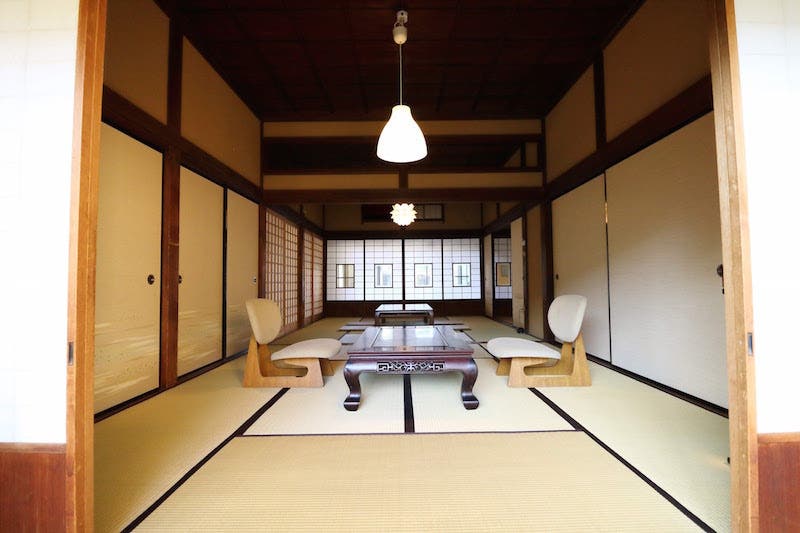 【湘南・三浦】築90年の古民家。夏を感じる海沿いスペース　夕日が綺麗な海辺まで徒歩1分！の写真9