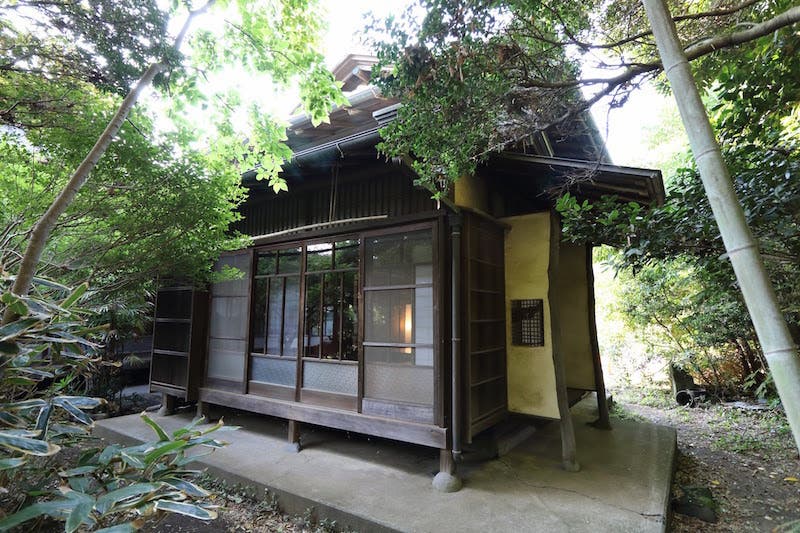 【湘南・三浦】築90年の古民家。夏を感じる海沿いスペース　夕日が綺麗な海辺まで徒歩1分！の写真14