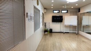 【東林間徒歩12分】オールタイム1000円!ダンスができるレンタルスタジオ!!の写真9