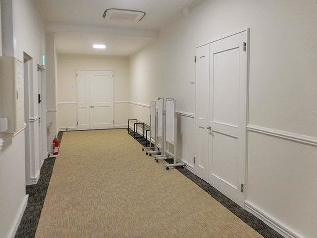 新横浜駅徒歩3分　160名用大ホール　会議・パーティ・懇親会に最適です　Room1+Room2の写真7
