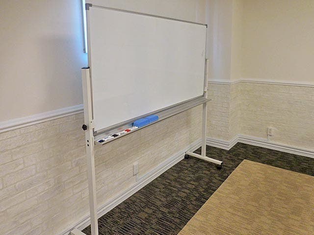 新横浜駅徒歩3分　160名用大ホール　会議・パーティ・懇親会に最適です　Room1+Room2の写真9