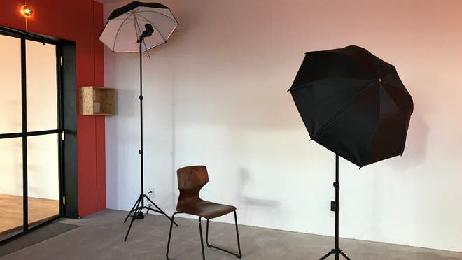 撮影・アパレル展示会・個展などのご利用に。50㎡超のデザイナーズスタジオの写真2