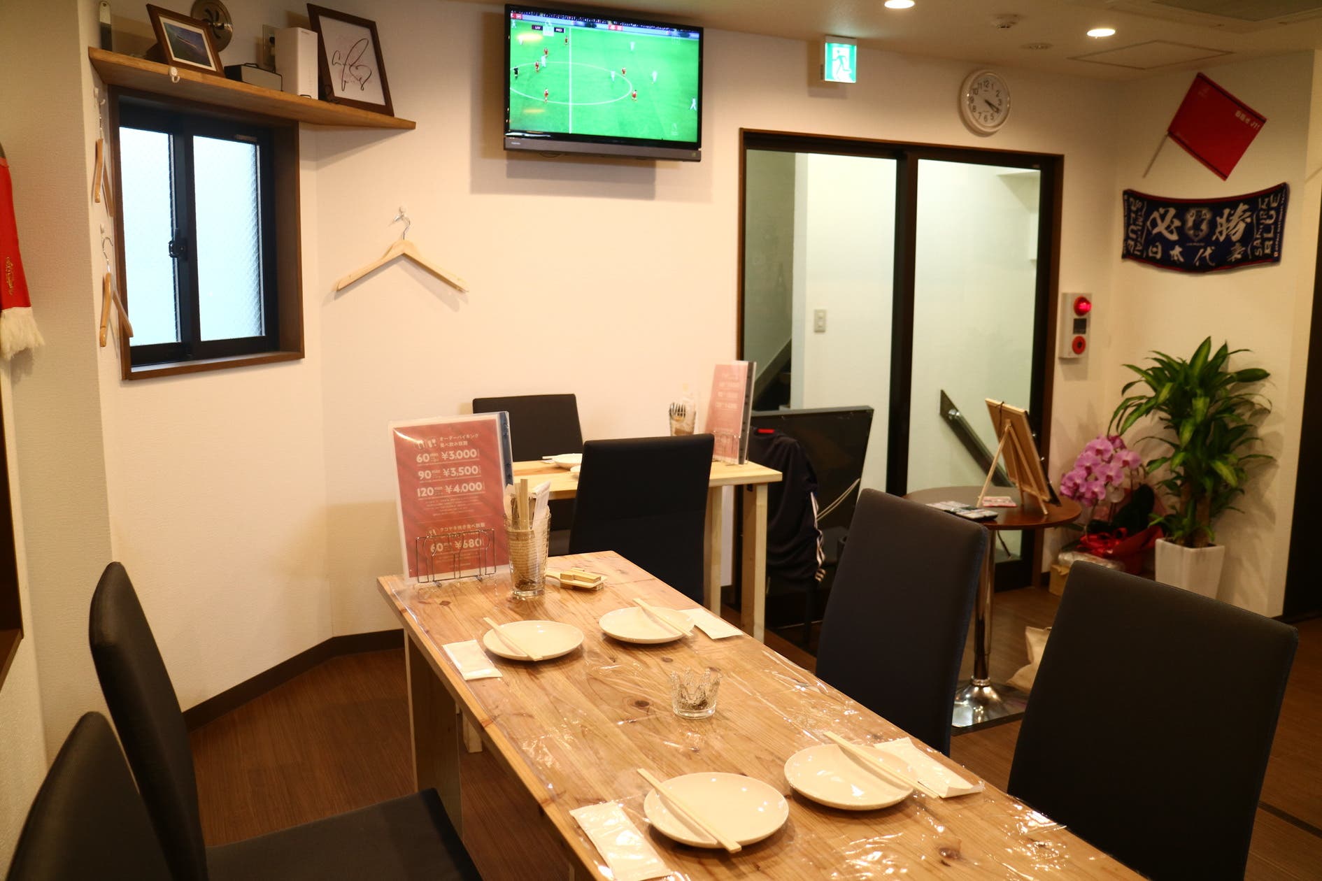 キッチン付でホームパーティー・女子会・誕生日会・ママ会・会議等に最適♪モニターも２台ありますよ。の写真7