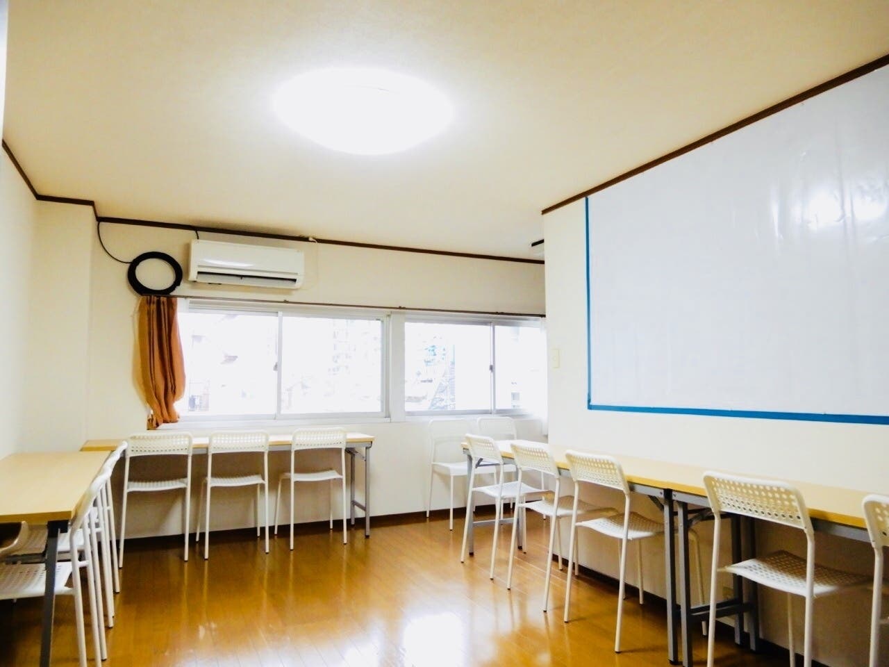 【駅近で分かりやすい】三宮1分❗️Wi-Fi・プロジェクター無料‼️セミナー・会議に👨🏻‍💻base01レンタルスペース/会議の写真10