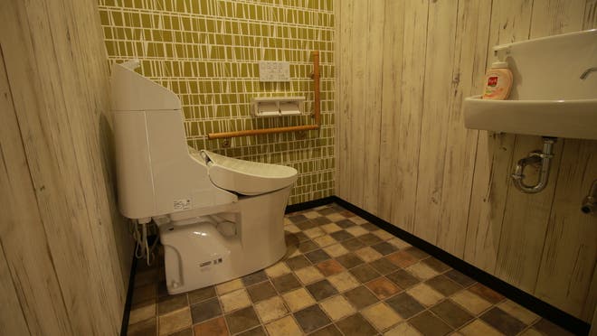 トップホスト【毎日消毒安心の個室】03黄緑部屋仙台駅徒歩5分 会議、ミーティング、リモートワークの用途に!4人利用可能♪の写真3