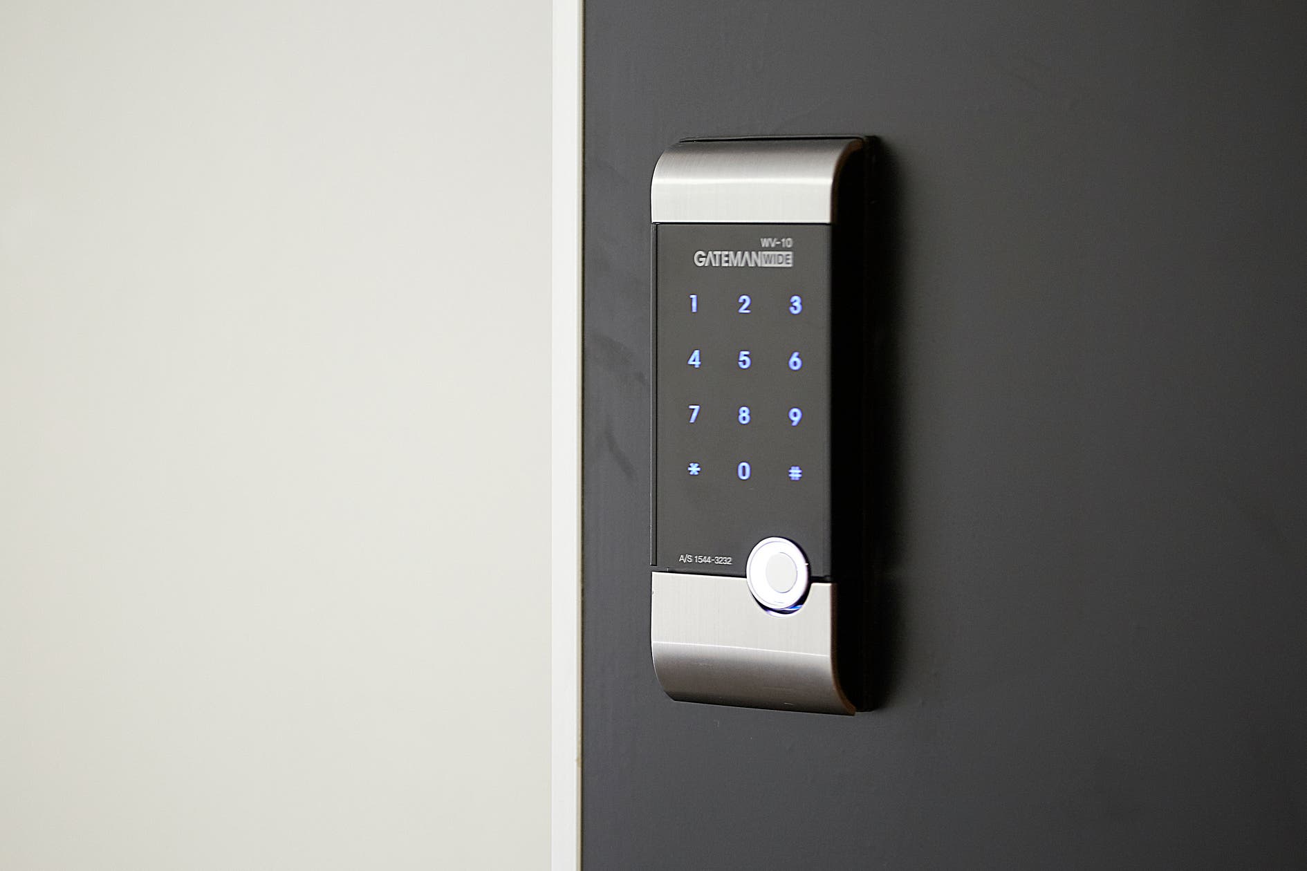 みんなの会議室【神田駅 4分】オプション料金0円で設備・備品使い放題♪ WiFi無料！清掃・消毒で衛生面も安心♥便利な駅近の写真17