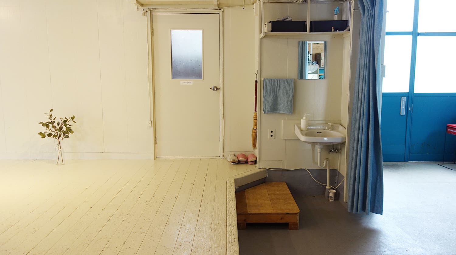 【シロハコスペース/JR金町】天井の高い広々まっ白スペース/写真撮影/水元公園徒歩5分/昭和レトロの写真10