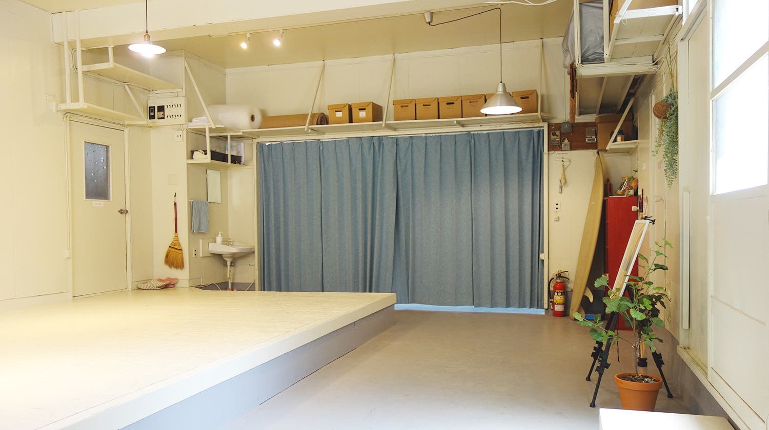 【シロハコスペース/JR金町】天井の高い広々まっ白スペース/写真撮影/水元公園徒歩5分/昭和レトロの写真16