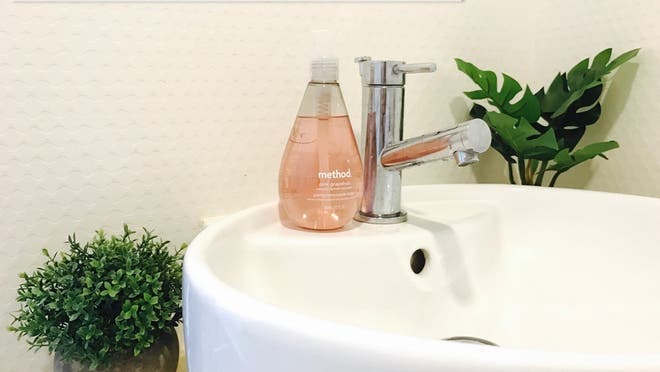 【楽らく会議室 神田】神田駅西口徒歩3分♪テレワーク・会議・セミナー・撮影・ゲーム・施術などにどうぞの写真13