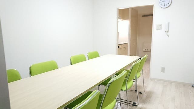 【池袋徒歩5分】テレワーク割✨32”モニタ/プロジェクタ/WiFi無料＜EmeraldMountain＞の写真5