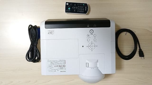 【池袋徒歩5分】テレワーク割✨32”モニタ/プロジェクタ/WiFi無料＜EmeraldMountain＞の写真6