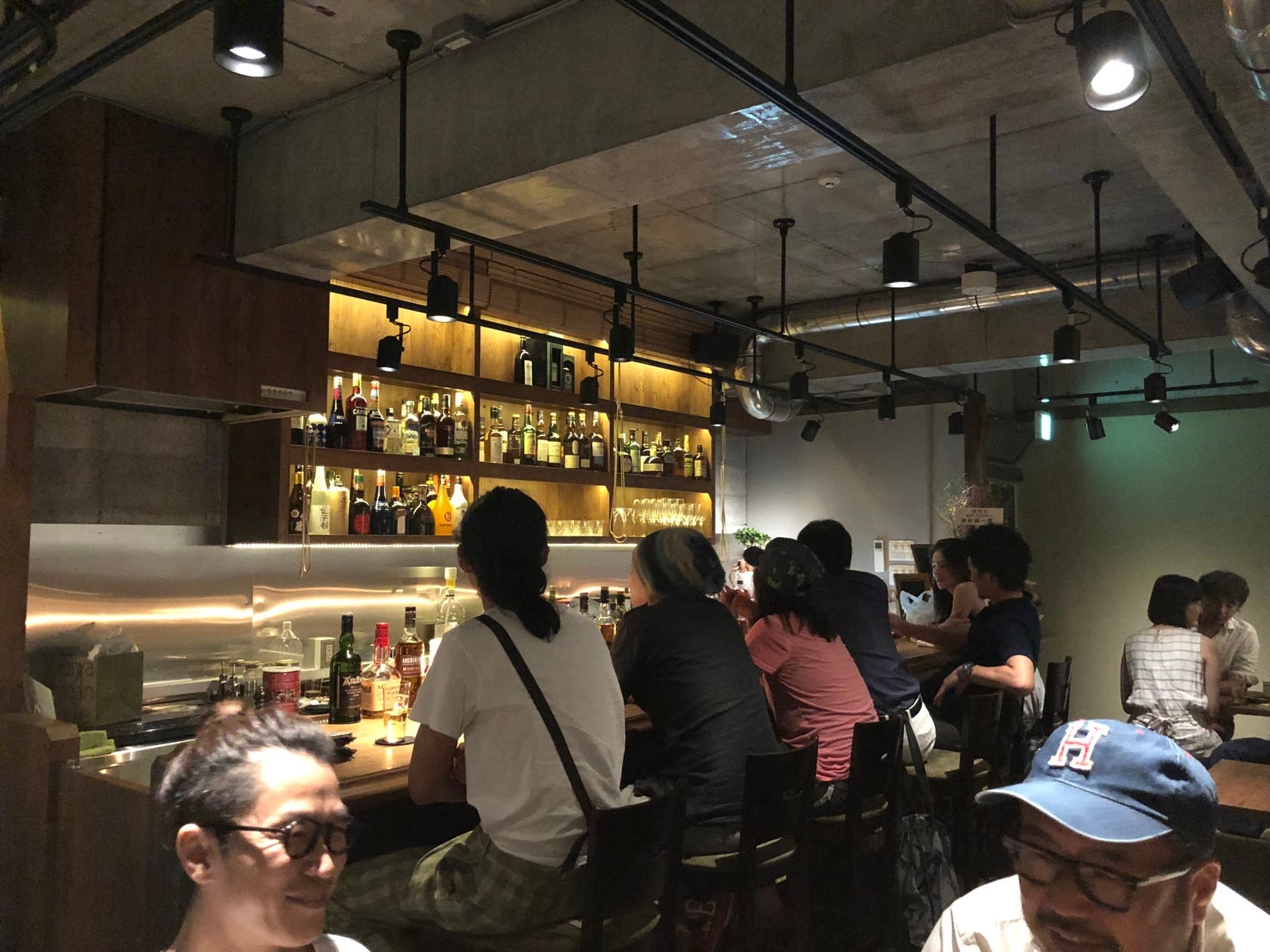 大型ビジョン完備マルチスペース！忘年会、新年会、クリスマスパーティー、さまざまなイベントにご利用ください！の写真6