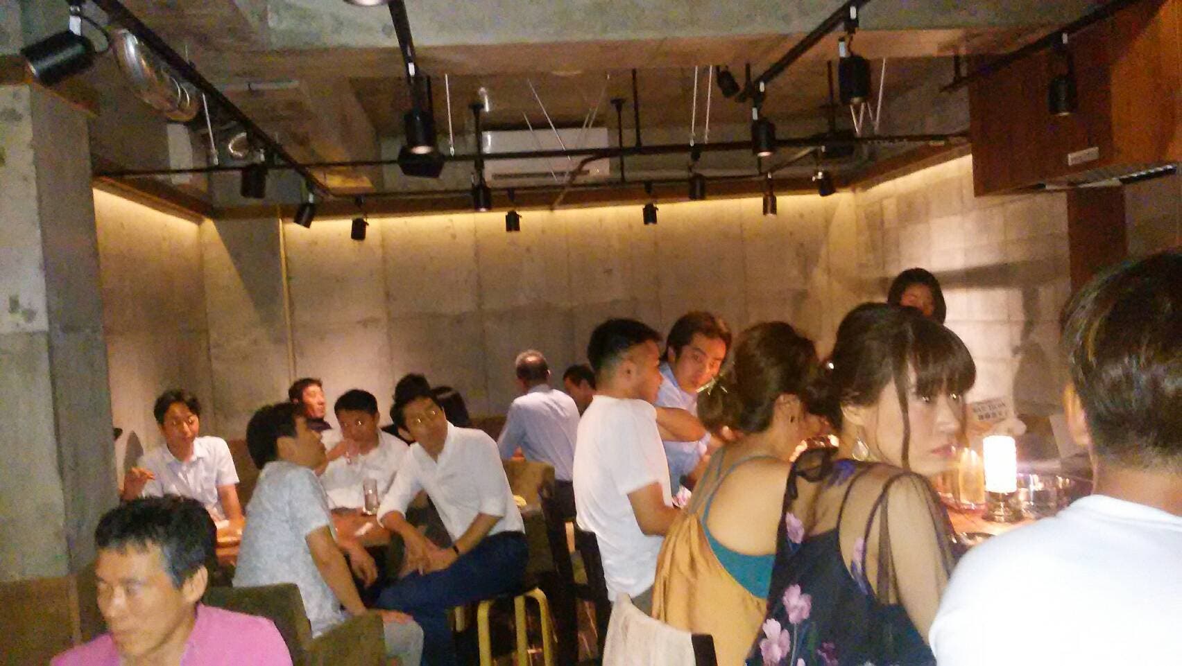 大型ビジョン完備マルチスペース！忘年会、新年会、クリスマスパーティー、さまざまなイベントにご利用ください！の写真7