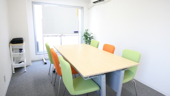 【インボイス対応で経費も安心】◆お気軽会議室新大阪star◆🎯新大阪駅徒歩1分🎯🌈大型モニター🌈高速wifi🌈の写真2