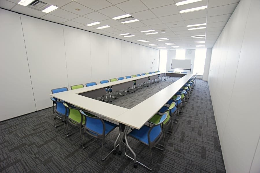 名古屋会議室 プライム 第2会議室【名古屋駅徒歩4分・無料Wi-Fi・最大48名・プライムセントラルタワー名古屋駅前店】の写真9