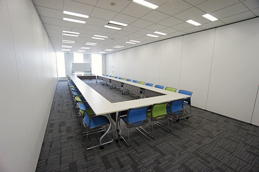 名古屋会議室 プライム 第2会議室【名古屋駅徒歩4分・無料Wi-Fi・最大48名・プライムセントラルタワー名古屋駅前店】の写真11