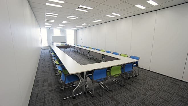 名古屋会議室 プライム 第2会議室【名古屋駅徒歩4分・無料Wi-Fi・最大48名・プライムセントラルタワー名古屋駅前店】の写真11