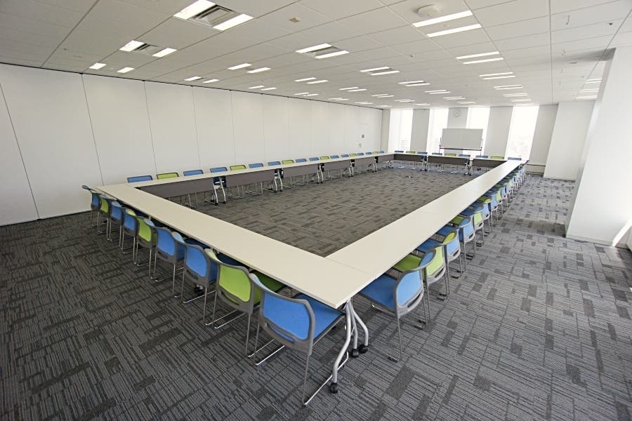 名古屋会議室 プライム 第5会議室【名古屋駅徒歩4分・無料Wi-Fi・最大89名・プライムセントラルタワー名古屋駅前店】の写真9