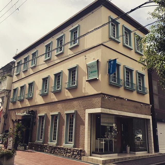 4人用会議室（LAルーム）解放感あふれるロサンゼルス風ミーティングルーム。WEB会議・ワークショップにもぴったりの写真8